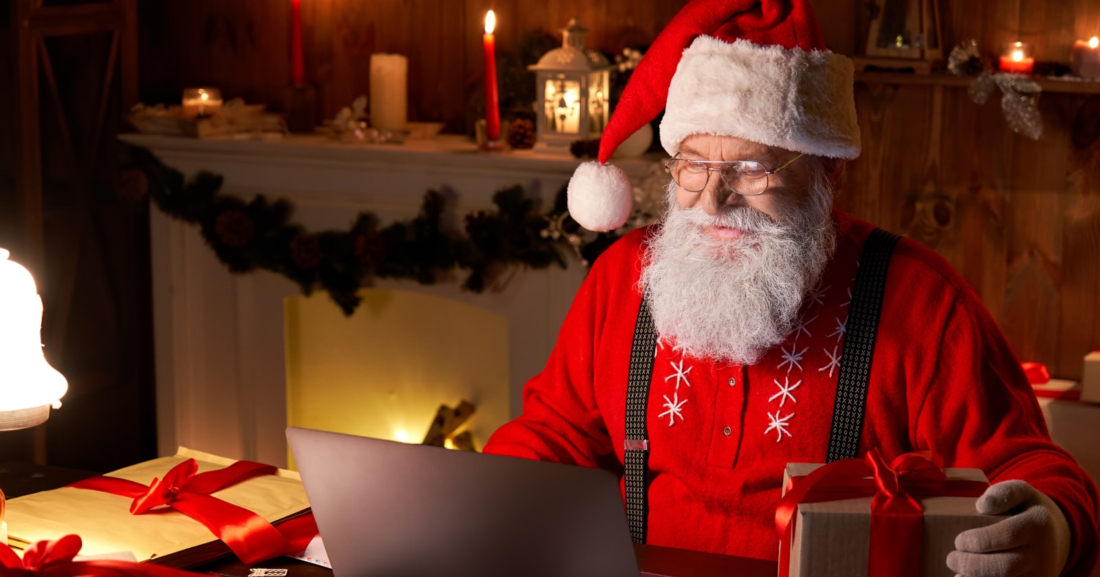 Does Santa Wear Glasses? | Blog | Eyebuydirect